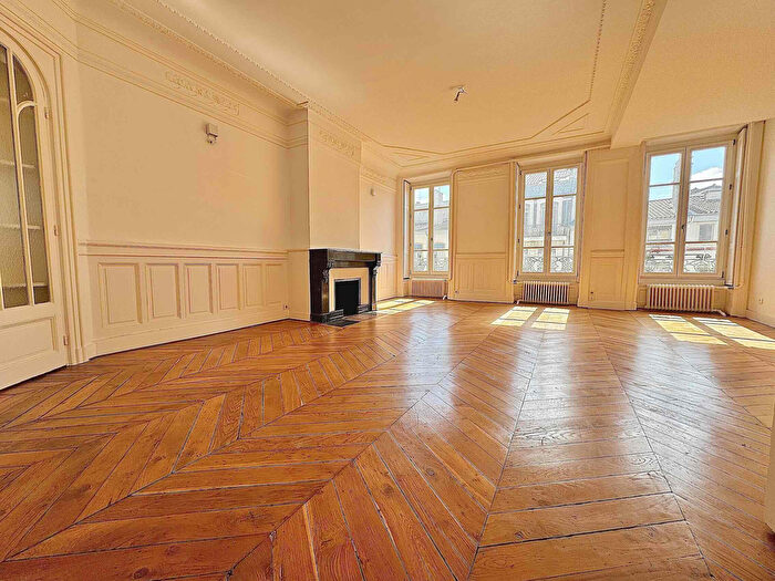 Appartement 4 pièces à vendre à Lyon 2ème, Cordeliers Bellecour