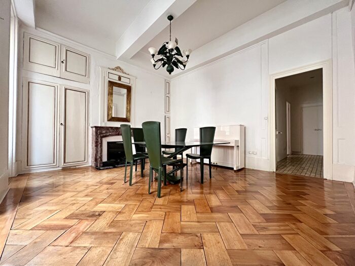 Appartement à vendre - Grenoble - 5 pièces - 3 chambres