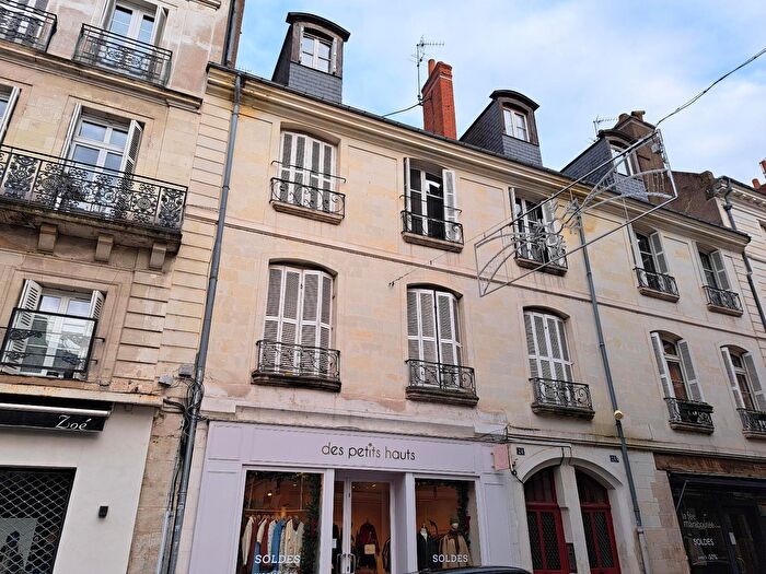 Appartement à louer - Tours, Centre-ville - 1 pièce