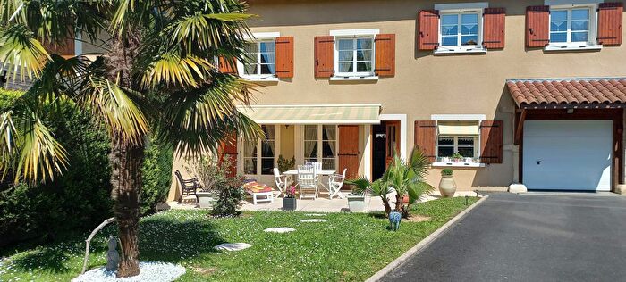 Maison à vendre - Montmerle-sur-Saône - 6 pièces - 3 chambres