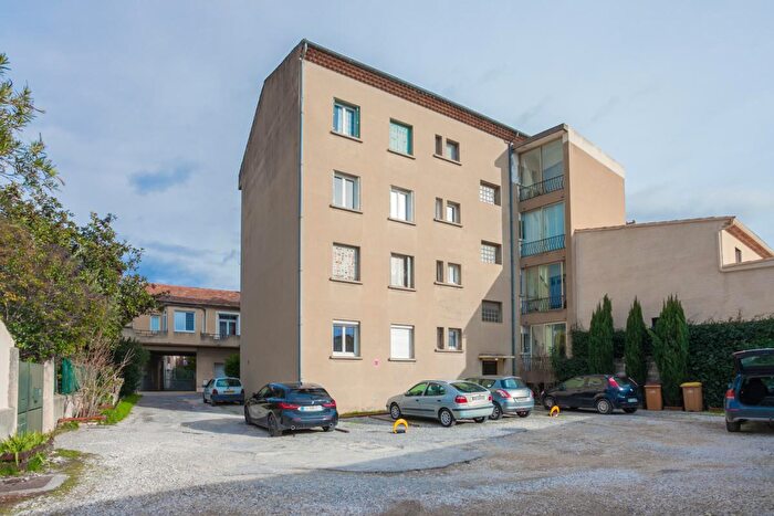 Appartement à louer - Cavaillon, Centre-ville - 4 pièces - 3 chambres