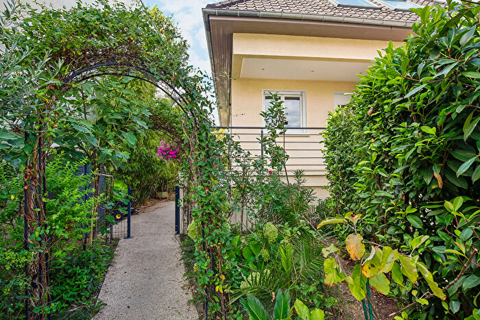 Maison 8 pièces à Le Pecq, Cité, à vendre