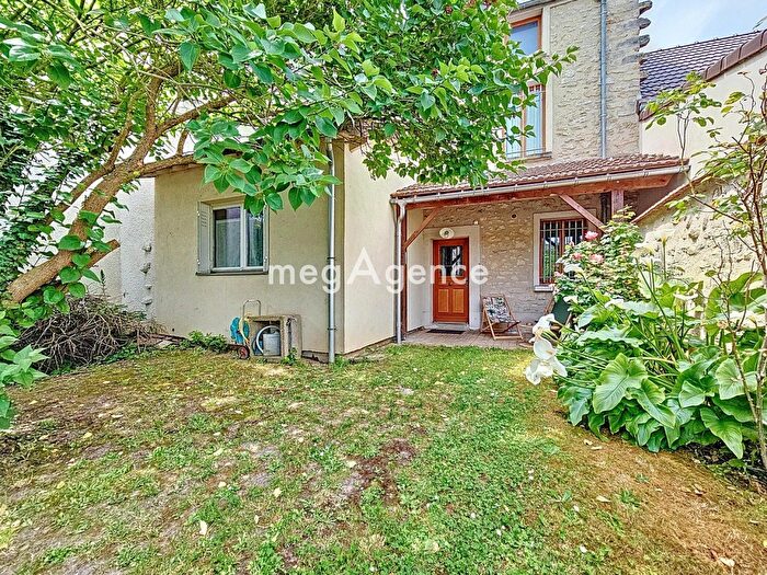 Maison à vendre - Flins-sur-Seine - 6 pièces - 4 chambres