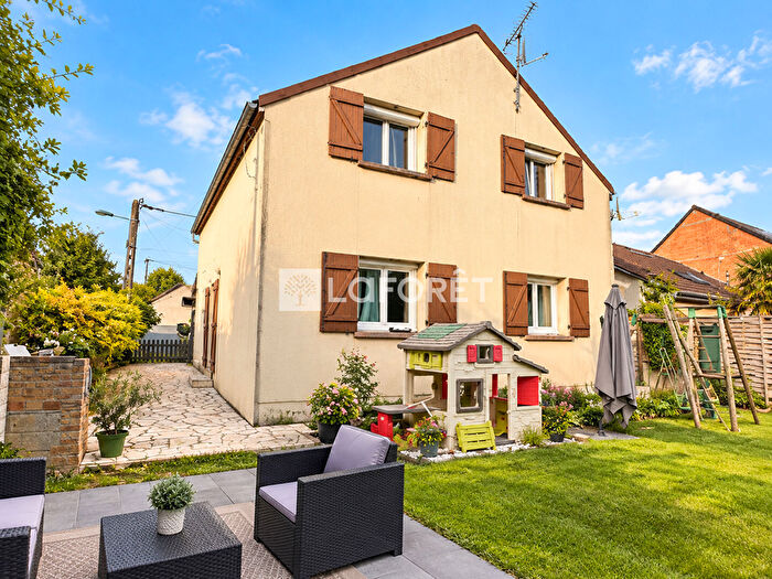 Maison 5 pièces à vendre à Le Thillay