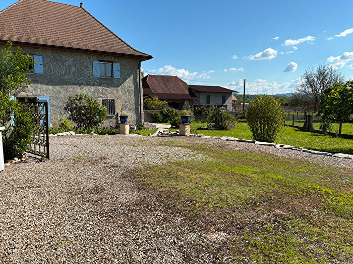 Maison à vendre - Saint-Genix-sur-Guiers - 4 pièces - 3 chambres