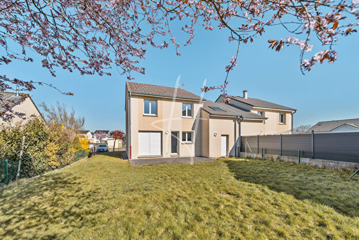 Maison à vendre - Hussigny-Godbrange - 6 pièces - 4 chambres