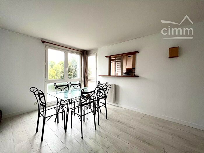 Appartement à louer - Nogent-sur-Oise, Obier-Coteaux - 3 pièces - 2 chambres