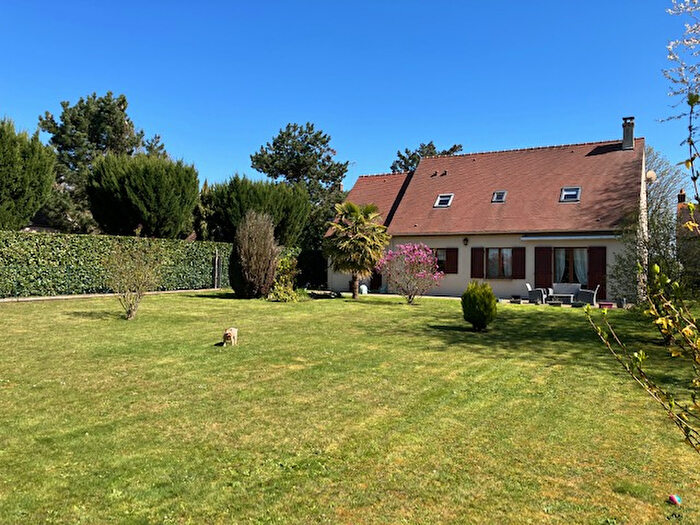 La Celle-les-Bordes - Maison 6 pièces à vendre