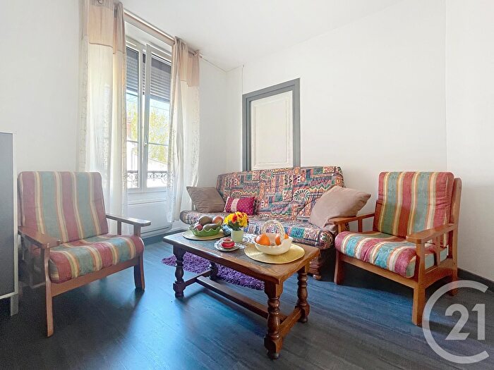 Appartement à vendre - Montereau-Fault-Yonne, Ville basse - 3 pièces - 2 chambres