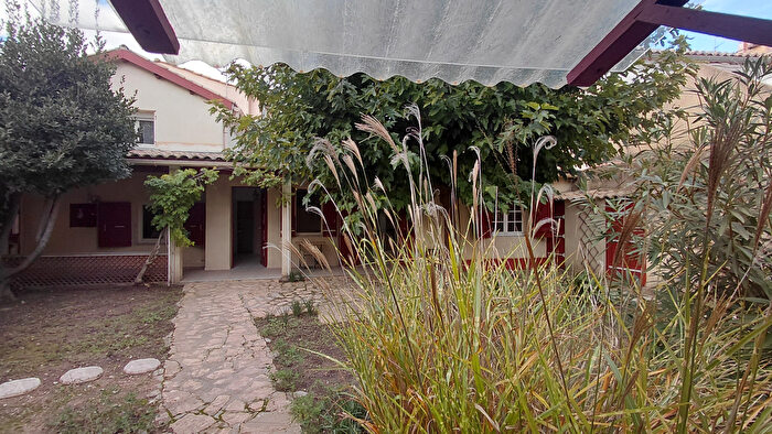 Maison à vendre - Pierrelatte, Centre-ville - 4 pièces - 2 chambres