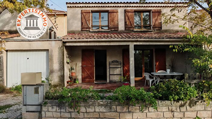 Maison à vendre - Rognac - 5 pièces - 4 chambres