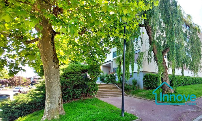 Appartement 5 pièces à vendre à Noisy-le-Roi