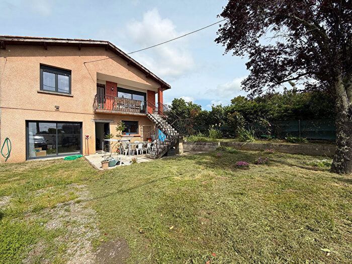 Maison 7 pièces à vendre à Larra