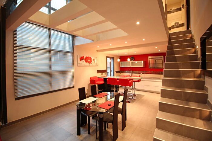 Maison à vendre - Cavaillon - 3 pièces - 2 chambres