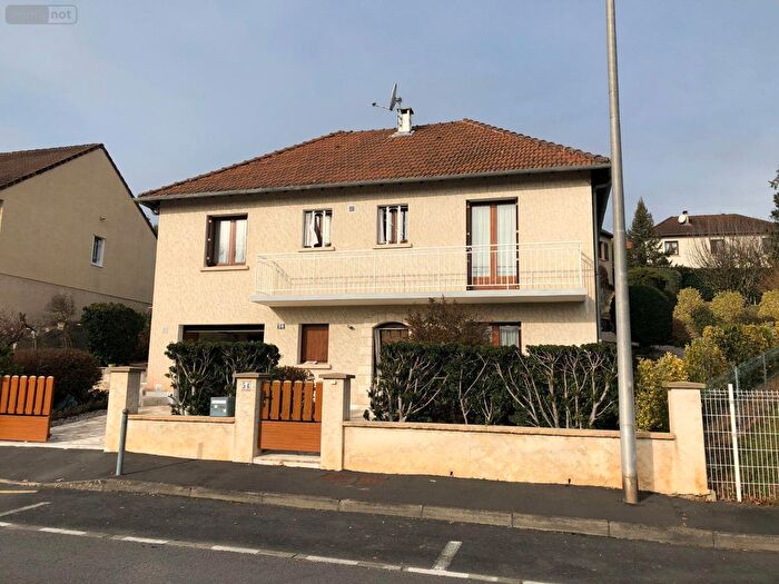 Maison 4 pièces à Brive-la-Gaillarde, Le Rocher Coupé, Breuil, Malecroix, à vendre