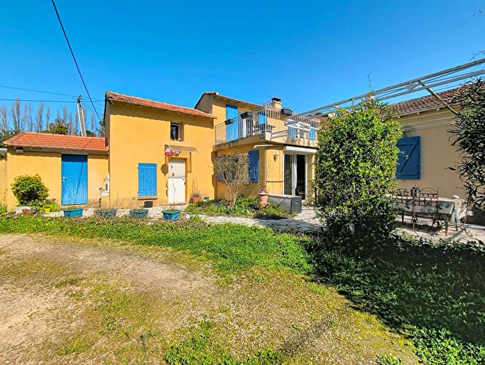 Maison à vendre - Sénas - 5 pièces - 3 chambres