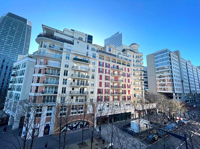 Appartement 3 pièces à louer à Courbevoie, Faubourg de l'Arche