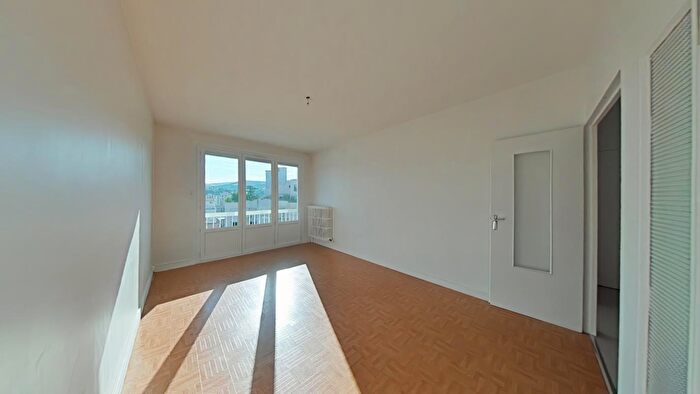 Saint-Étienne, Solaure, Croix de l'Orme, Le Mont, La Jomayère : Appartement 3 pièces à louer