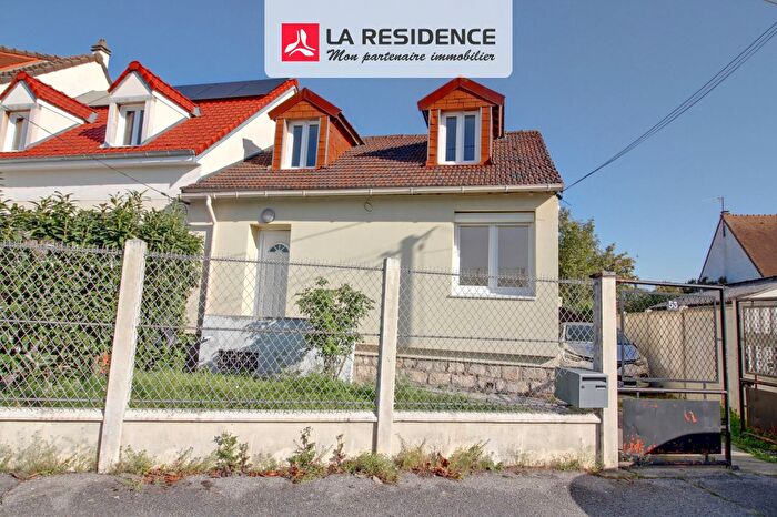 Les Mureaux, Route de Verneuil, Aérodrome - Maison 5 pièces à vendre