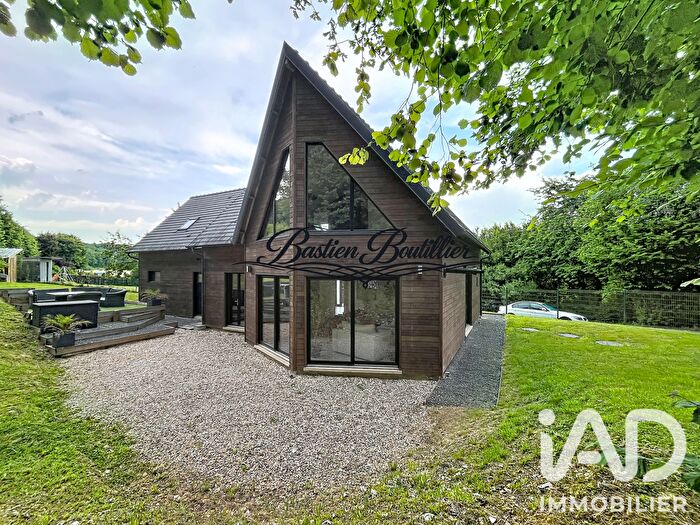 Maison 7 pièces à Lyons-la-Forêt, à vendre