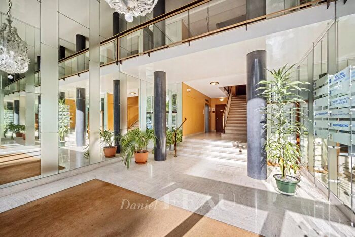 Appartement à vendre - Paris e , Dauphine - 1 pièce