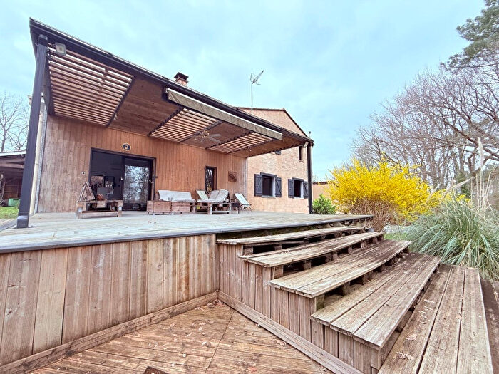 Maison à vendre - Saint-Aubin-de-Lanquais - 5 pièces - 4 chambres