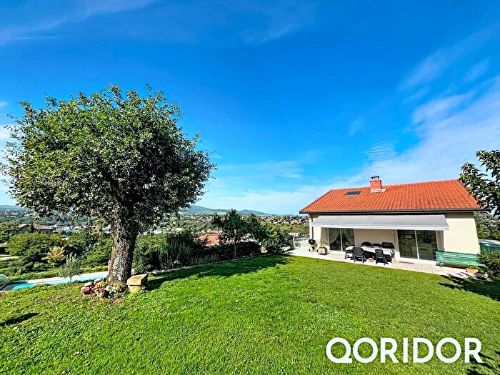 Maison à vendre - Éveux - 7 pièces - 6 chambres