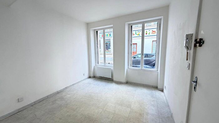 Appartement à louer - Centre, Château-Thierry - 2 pièces - 1 chambre