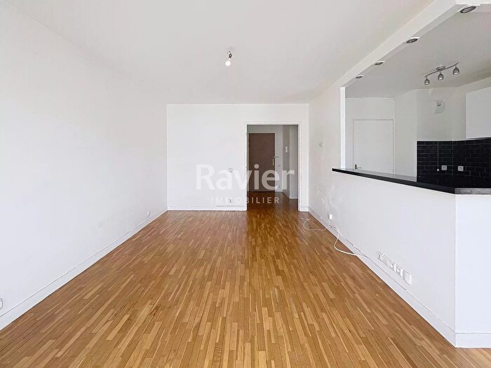 Appartement à louer - Courbevoie, Bécon - 3 pièces - 2 chambres
