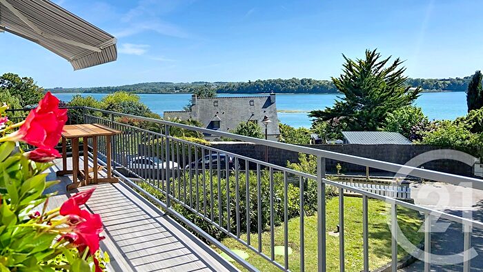 Saint-Jouan-des-Guérets : Maison 7 pièces à vendre