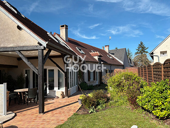 Maison à vendre - Plaimpied-Givaudins - 8 pièces - 6 chambres