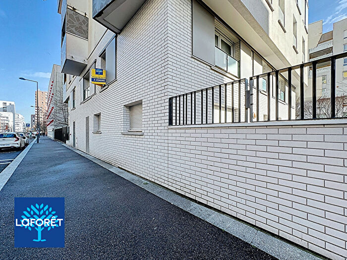 Appartement à vendre - Évry, Centre-ville - 4 pièces - 3 chambres