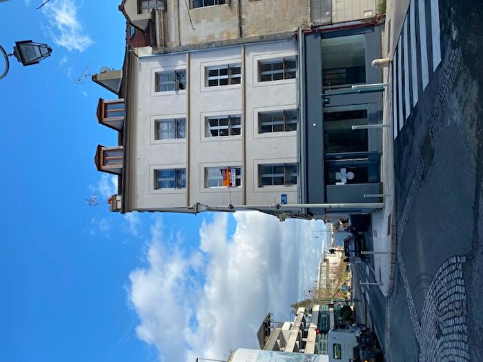 Appartement à louer - Pontoise, Centre-ville - 3 pièces - 2 chambres