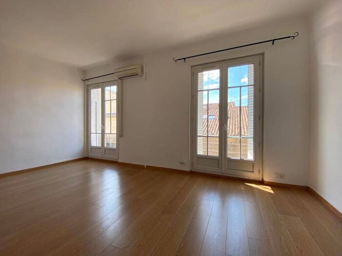 Appartement 3 pièces à louer à Zone Pietonne, Avignon