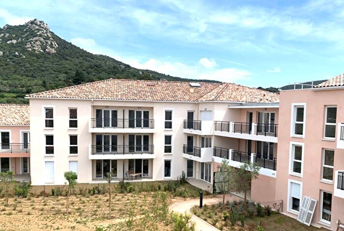 Appartement à louer - Beauvallon-Maurels, Hyères - 3 pièces - 2 chambres