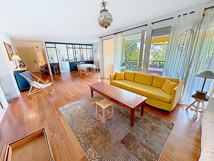 Saint-Julien-en-Genevois, Puy-Saint-Martin, Douane : Appartement 4 pièces à vendre