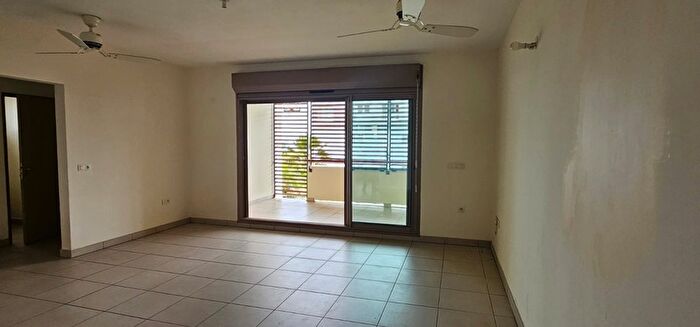 Appartement 3 pièces à vendre - L'Étang-Salé, Centre-ville, Ravine Sheunon