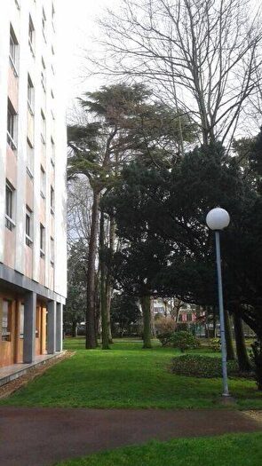 Appartement à louer - Centre, LHaÿ-les-Roses - 1 pièce