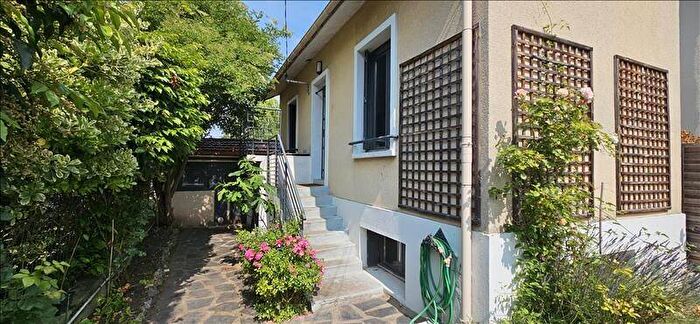 Maison 2 pièces à Europe-Les Marolles, Chatou, à louer