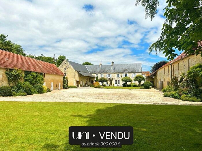 Maison à vendre - Lasson - 9 pièces - 4 chambres