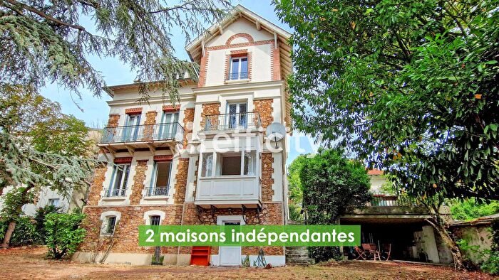 Ville-d'Avray : Maison 15 pièces à vendre