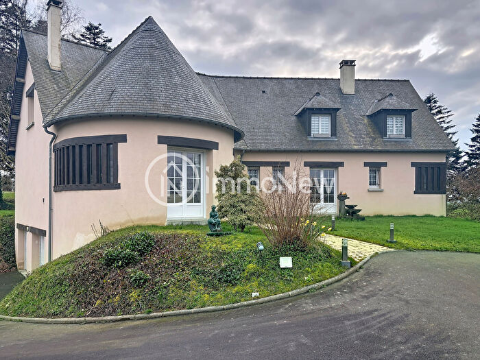 Maison à vendre - Barenton - 7 pièces - 5 chambres