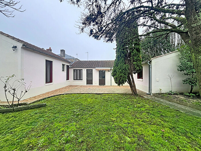 Luçon : Maison 7 pièces à louer
