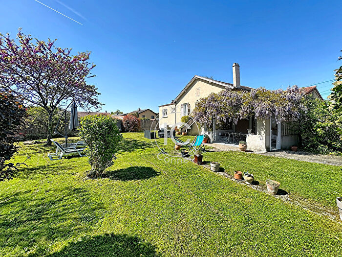 Lozanne : Maison 7 pièces à vendre