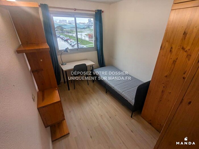 Appartement 1 pièce à Quartiers Nord-Ouest, Villejean, à louer