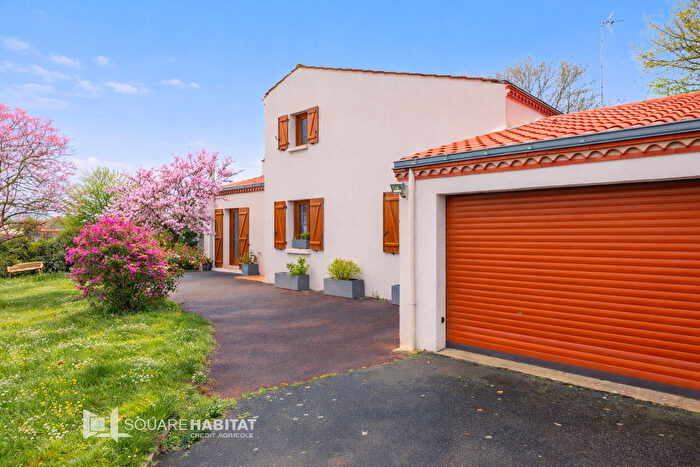Maison à vendre - Le Poiré-sur-Vie - 5 pièces - 4 chambres