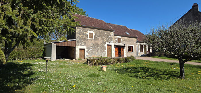 Maison 5 pièces à Oudan, à vendre