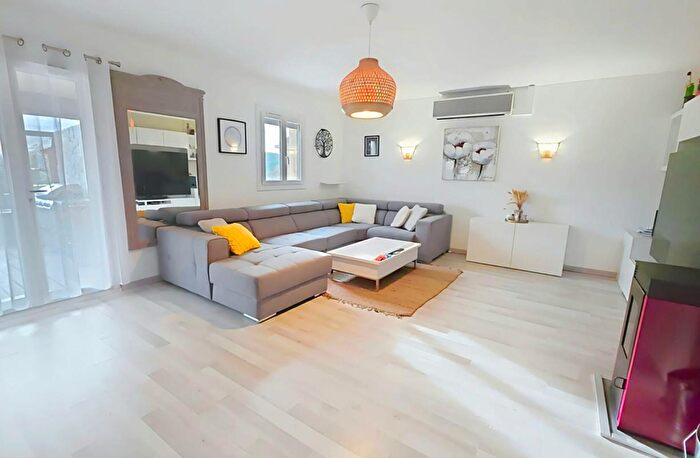 Maison à vendre - Salernes - 4 pièces - 3 chambres