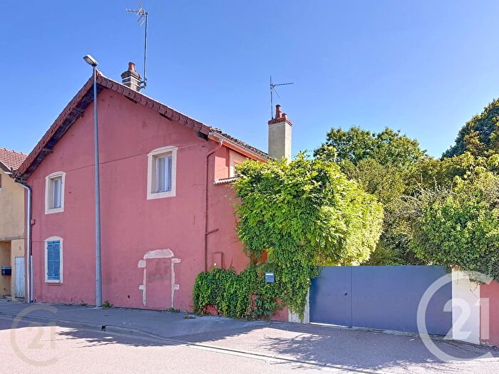 Maison à vendre - Saint-Marcel - 6 pièces - 5 chambres