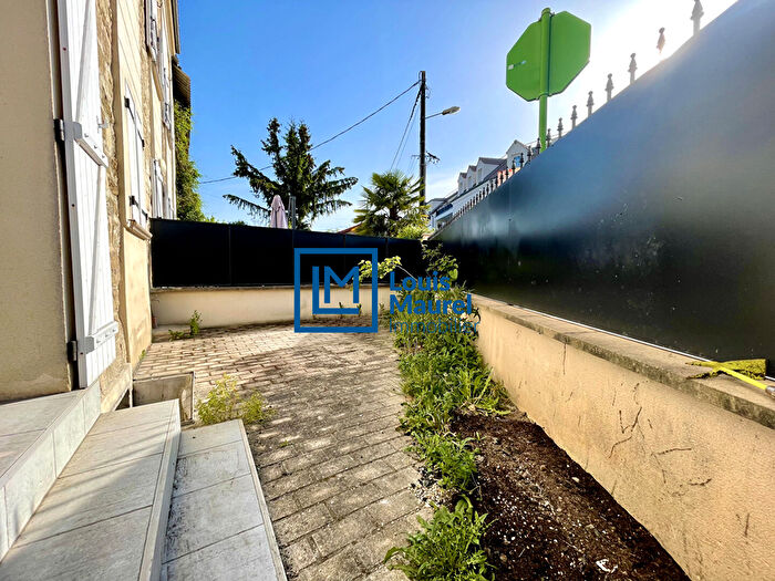 Maison à louer - Montesson, Centre-ville - 3 pièces - 2 chambres